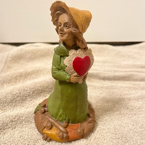 Accents | Vintage 1989 Meg Tom Clark Green Dress Holding Heart ...